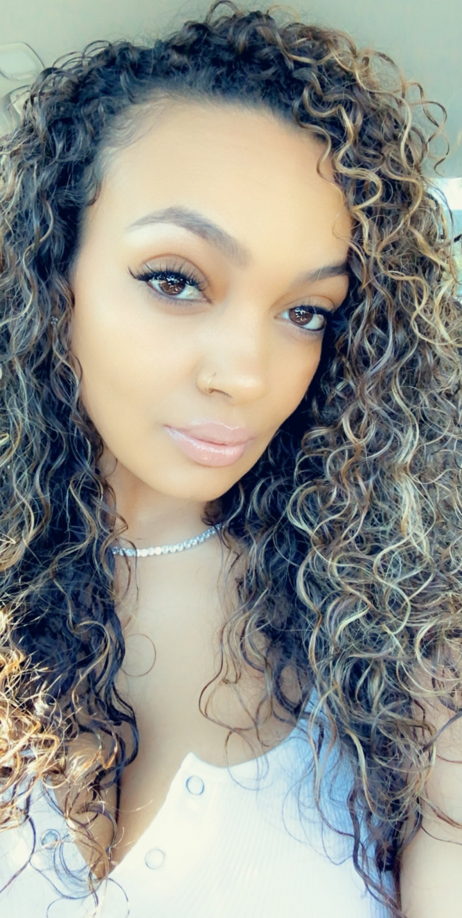 Devyn Grey ️ Curvy Brunette Escort w/Brown Eyes in San Diego | Slixa