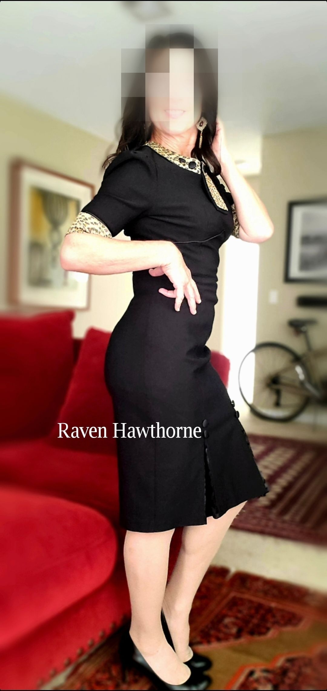 Raven Hawthorne - Mature Brown-Eyed Escort in San Diego | Slixa